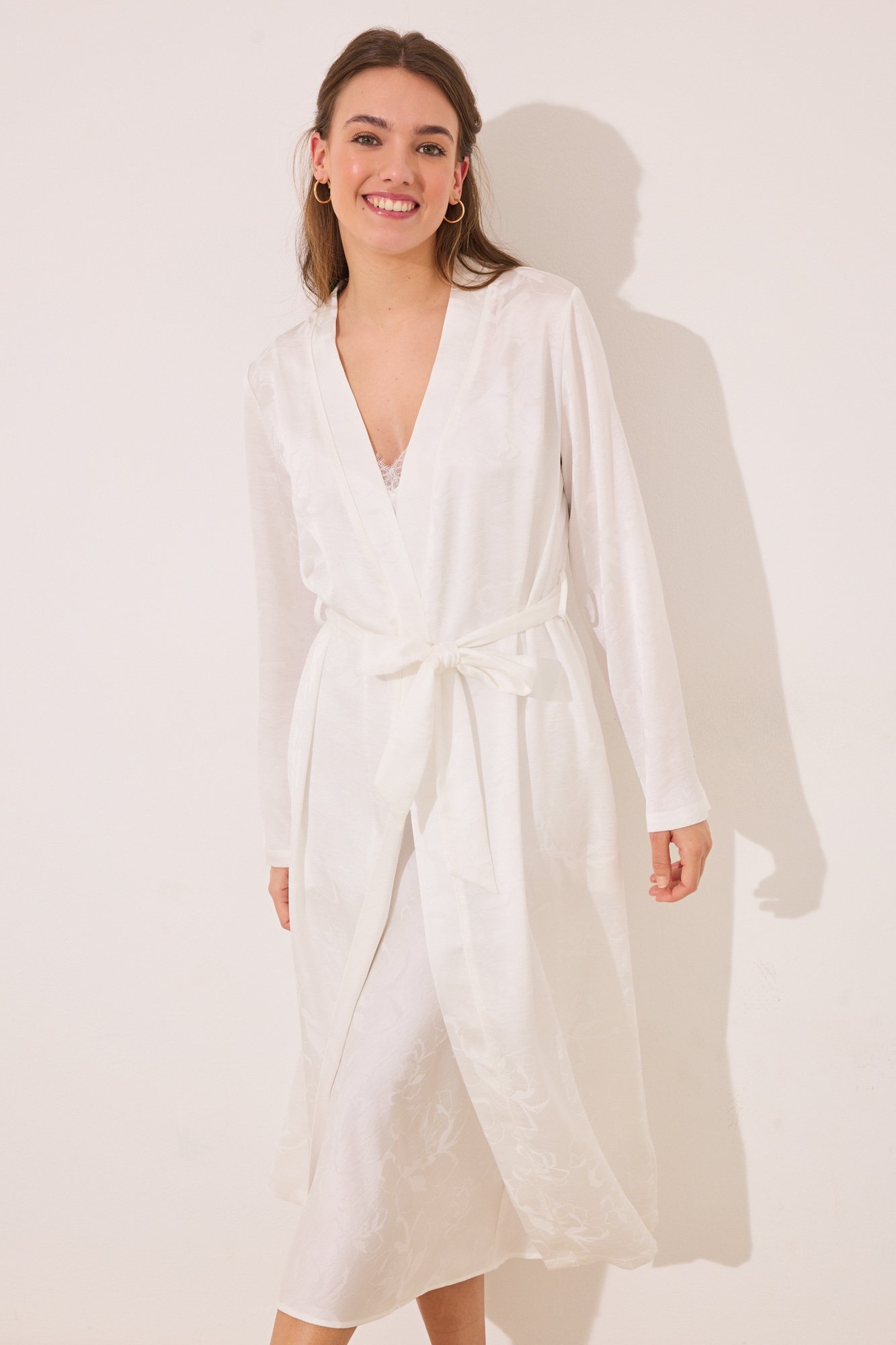 Bata larga satín blanca | Batas de mujer | WomenSecret-MX