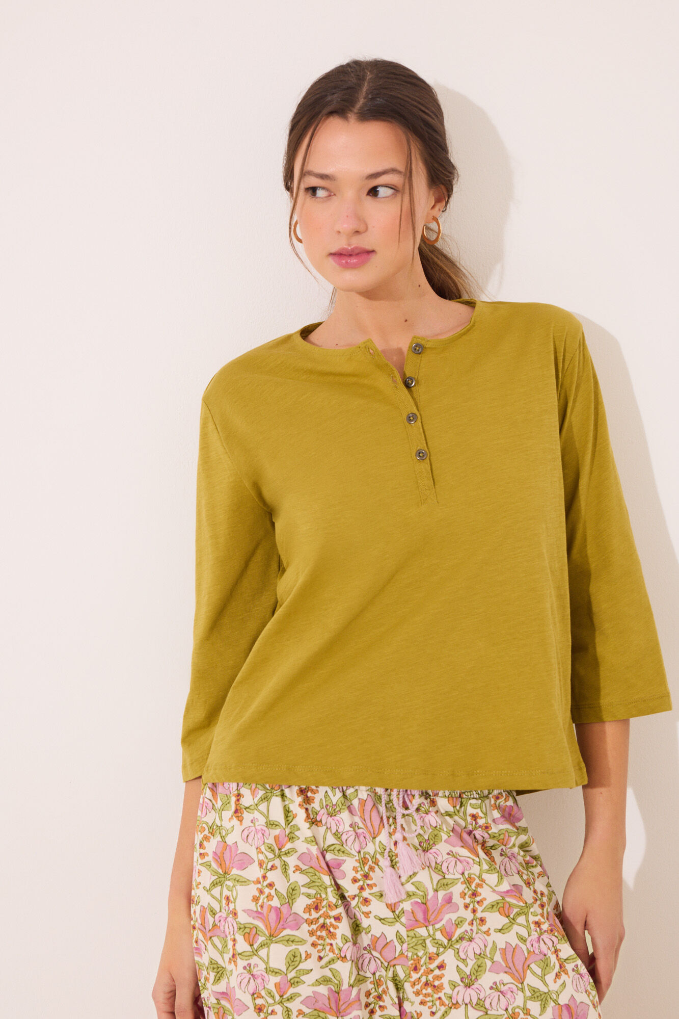 Playera manga larga 100% algodón color caqui | WomenSecret-MX